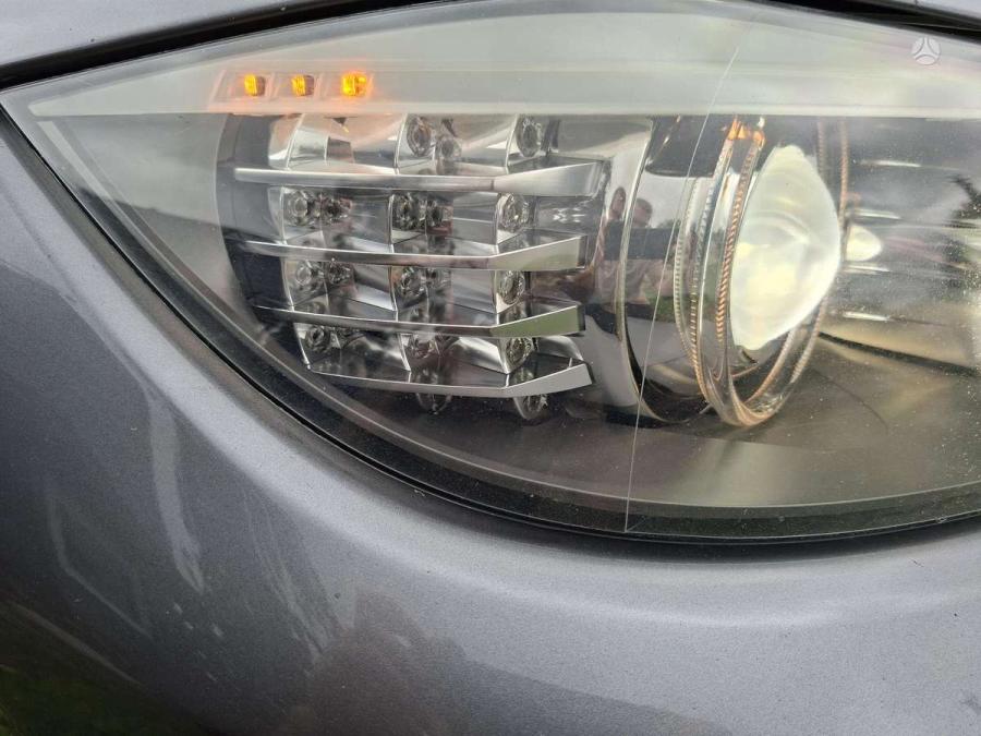 Pelēks BMW 320 2010 Marijampole, ar dzinēja tilpumu 2.00 L un nobraukumu 284 tūkst. km par 5200 €, foto 30 vietnē AUTOMOTO.COM.LV