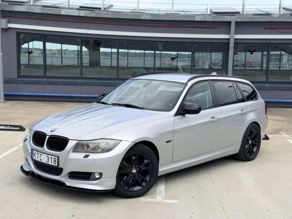 Grey BMW 320 2010 in Vilnius, with an engine capacity of 2.00 L and mileage of 352 thousand km for 4100 €, photo 3 on AUTOMOTO.COM.LV