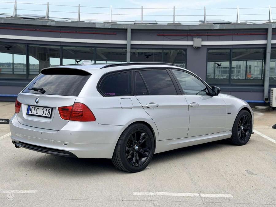 Grey BMW 320 2010 in Vilnius, with an engine capacity of 2.00 L and mileage of 352 thousand km for 4100 €, photo 7 on AUTOMOTO.COM.LV