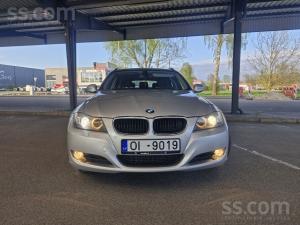 Pelēks BMW 320 2010 Rīga, ar dzinēja tilpumu 2.00 L un nobraukumu 330 tūkst. km par 4450 €, foto 3 vietnē AUTOMOTO.COM.LV