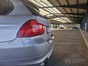Pelēks BMW 320 2010 Rīga, ar dzinēja tilpumu 2.00 L un nobraukumu 330 tūkst. km par 4450 €, foto 24 vietnē AUTOMOTO.COM.LV