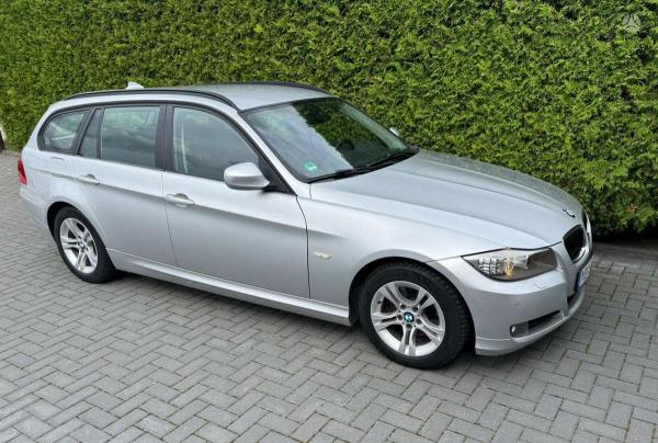 Pelēks BMW 320 2010 Kauņa, ar dzinēja tilpumu 2.00 L un nobraukumu 259 tūkst. km par 5200 €, foto 2 vietnē AUTOMOTO.COM.LV