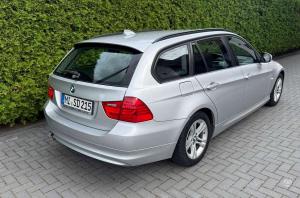 Grey BMW 320 2010 in Kaunas, with an engine capacity of 2.00 L and mileage of 259 thousand km for 5200 €, photo 6 on AUTOMOTO.COM.LV