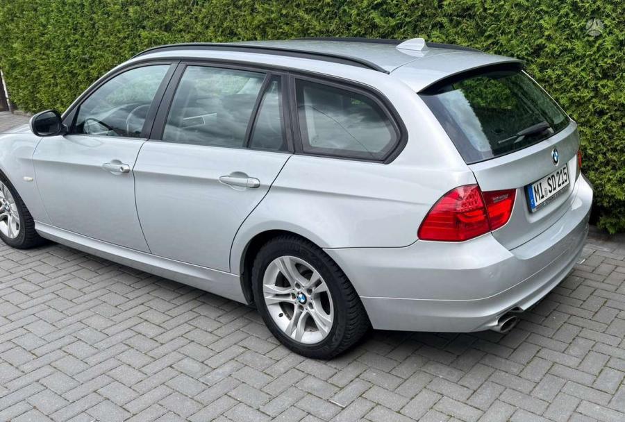 Grey BMW 320 2010 in Kaunas, with an engine capacity of 2.00 L and mileage of 259 thousand km for 5200 €, photo 8 on AUTOMOTO.COM.LV