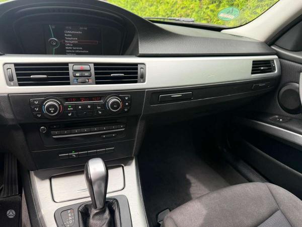Pelēks BMW 320 2010 Kauņa, ar dzinēja tilpumu 2.00 L un nobraukumu 259 tūkst. km par 5200 €, foto 8 vietnē AUTOMOTO.COM.LV