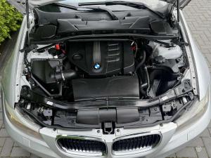Grey BMW 320 2010 in Kaunas, with an engine capacity of 2.00 L and mileage of 259 thousand km for 5200 €, photo 12 on AUTOMOTO.COM.LV