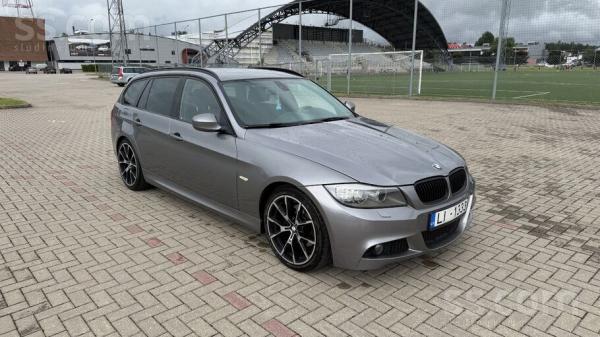 Grey BMW 320 2010 in Valmiera, with an engine capacity of 2.00 L and mileage of 423 thousand km for 6500 €, photo 2 on AUTOMOTO.COM.LV