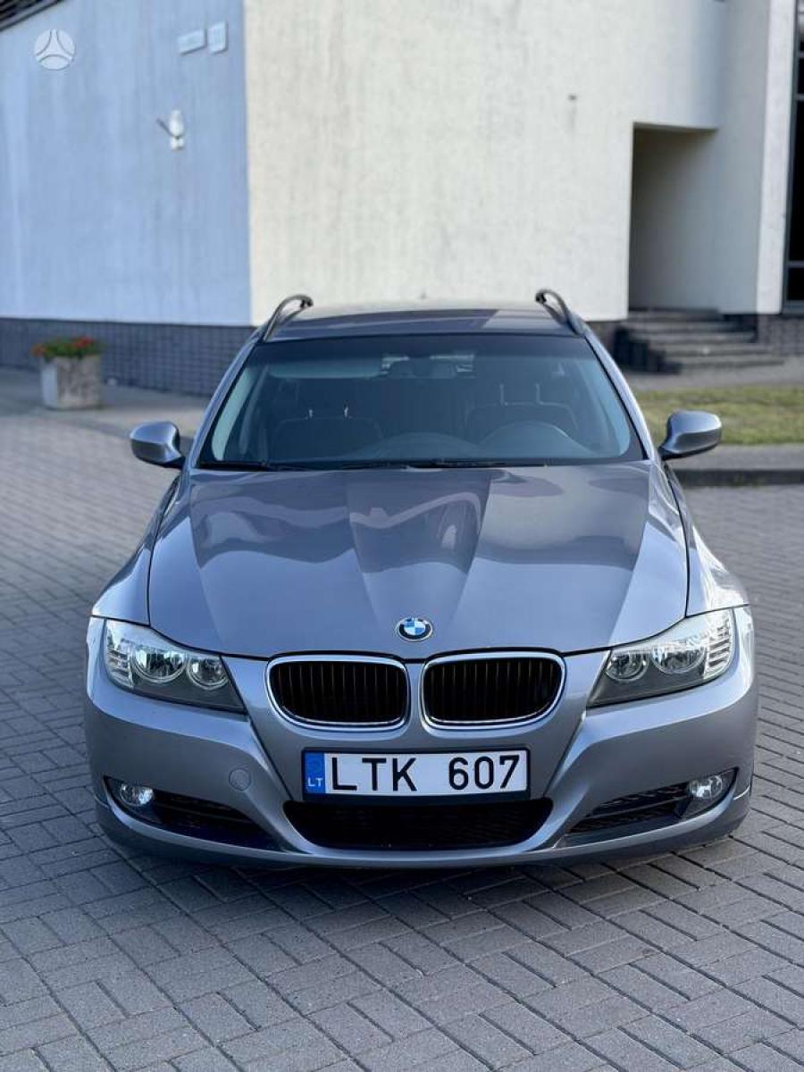 Pelēks BMW 320 2010 Viļņa, ar dzinēja tilpumu 2.00 L un nobraukumu 260 tūkst. km par 4500 €, foto 4 vietnē AUTOMOTO.COM.LV