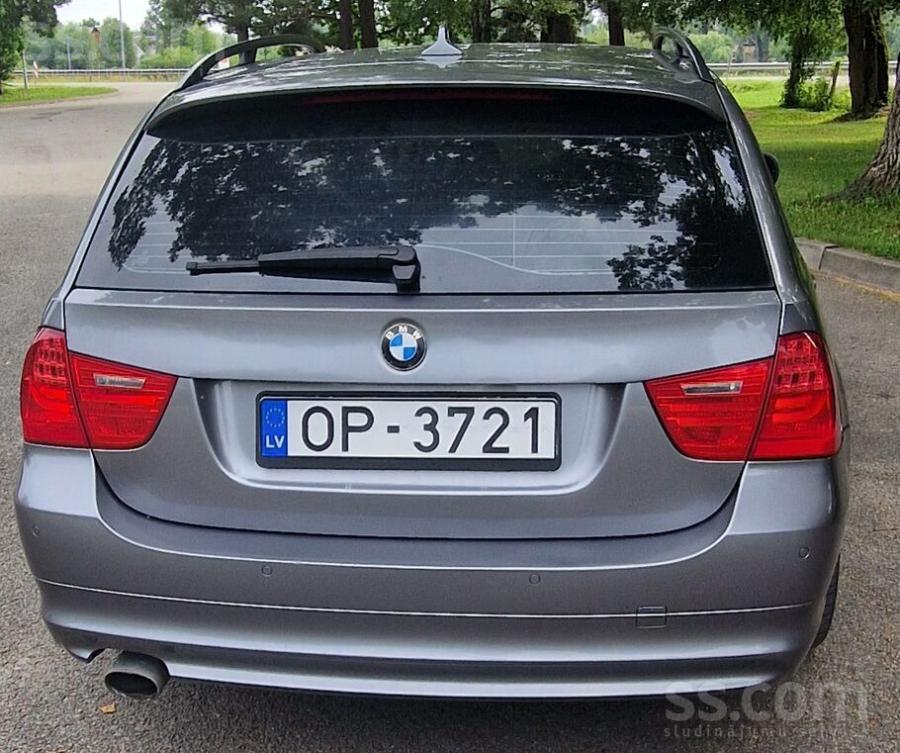 Pelēks BMW 320 2010 Jelgava, ar dzinēja tilpumu 2.00 L un nobraukumu 375 tūkst. km par 4900 €, foto 7 vietnē AUTOMOTO.COM.LV