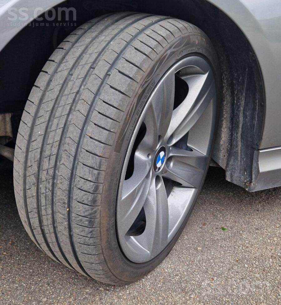Pelēks BMW 320 2010 Jelgava, ar dzinēja tilpumu 2.00 L un nobraukumu 375 tūkst. km par 4900 €, foto 9 vietnē AUTOMOTO.COM.LV
