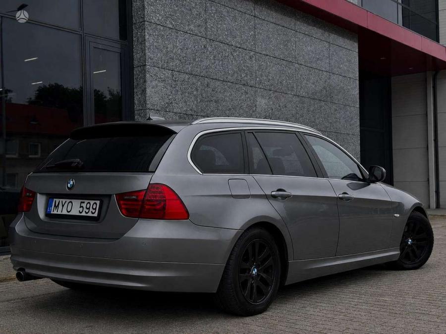 Grey BMW 320 2010 in Klaipeda, with an engine capacity of 2.00 L and mileage of 365 thousand km for 4650 €, photo 7 on AUTOMOTO.COM.LV