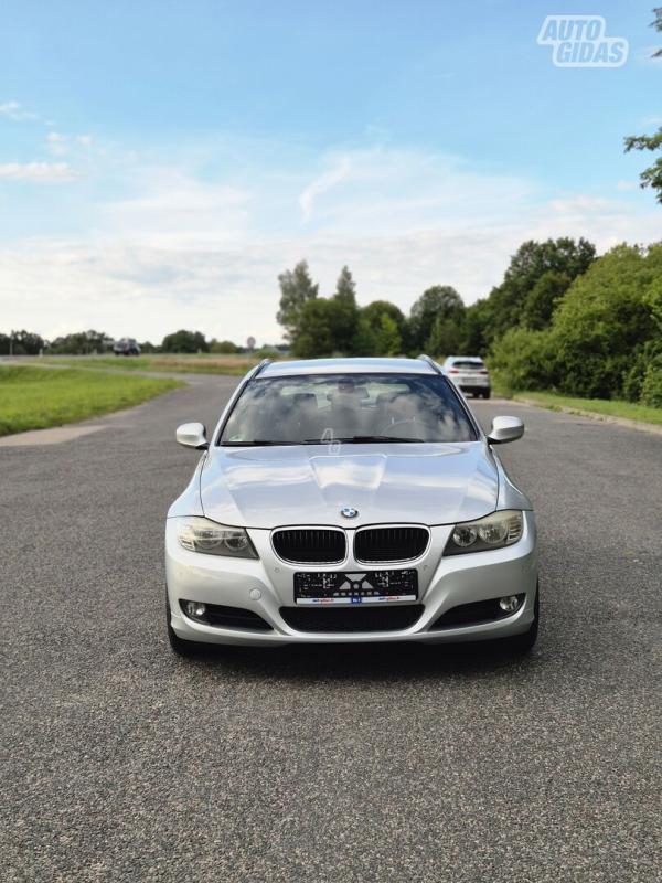 Grey BMW 320 2010 in Prienai, with an engine capacity of 2.00 L and mileage of 250 thousand km for 4799 €, photo 2 on AUTOMOTO.COM.LV