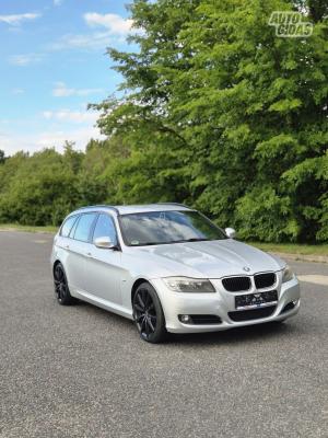 Pelēks BMW 320 2010 Prienai, ar dzinēja tilpumu 2.00 L un nobraukumu 250 tūkst. km par 4799 €, foto 4 vietnē AUTOMOTO.COM.LV