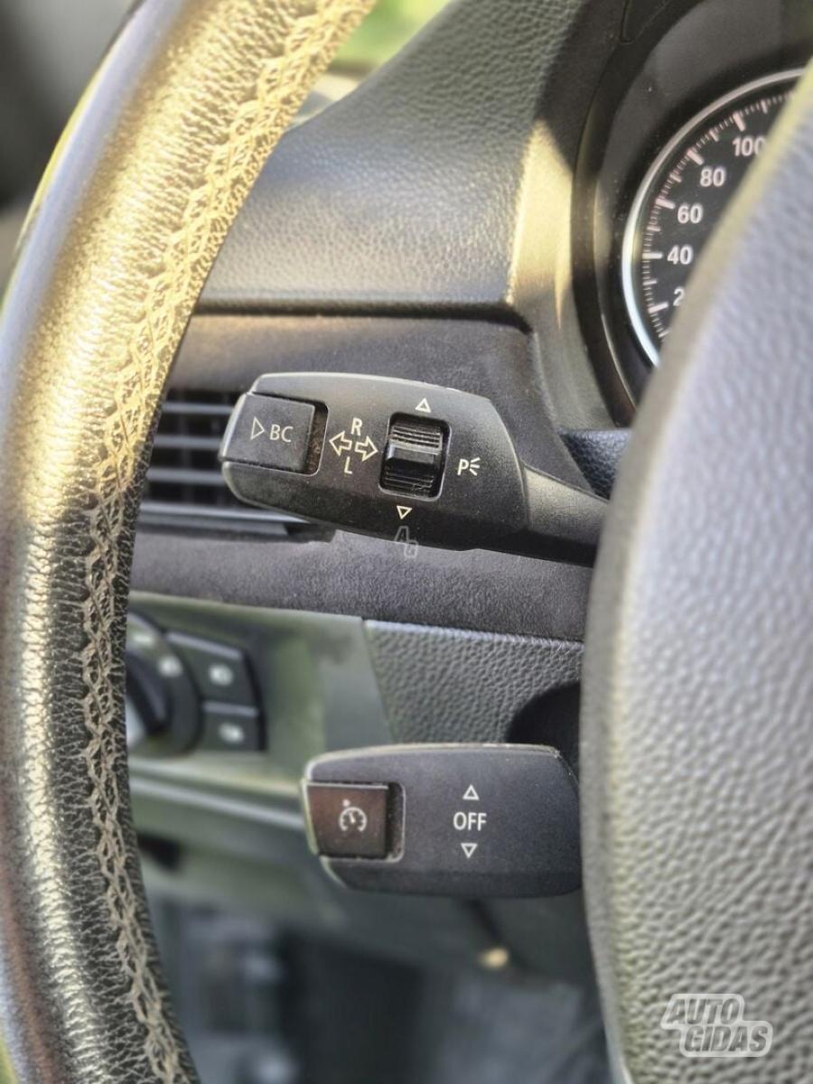 Pelēks BMW 320 2010 Prienai, ar dzinēja tilpumu 2.00 L un nobraukumu 250 tūkst. km par 4799 €, foto 24 vietnē AUTOMOTO.COM.LV