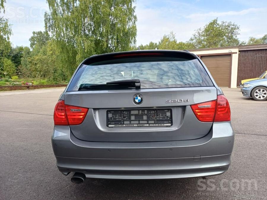 Grey BMW 320 2010 in Valmiera, with an engine capacity of 2.00 L and mileage of 214 thousand km for 5200 €, photo 9 on AUTOMOTO.COM.LV