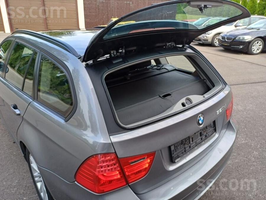 Grey BMW 320 2010 in Valmiera, with an engine capacity of 2.00 L and mileage of 214 thousand km for 5200 €, photo 12 on AUTOMOTO.COM.LV