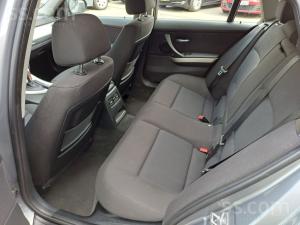 Grey BMW 320 2010 in Valmiera, with an engine capacity of 2.00 L and mileage of 214 thousand km for 5200 €, photo 13 on AUTOMOTO.COM.LV