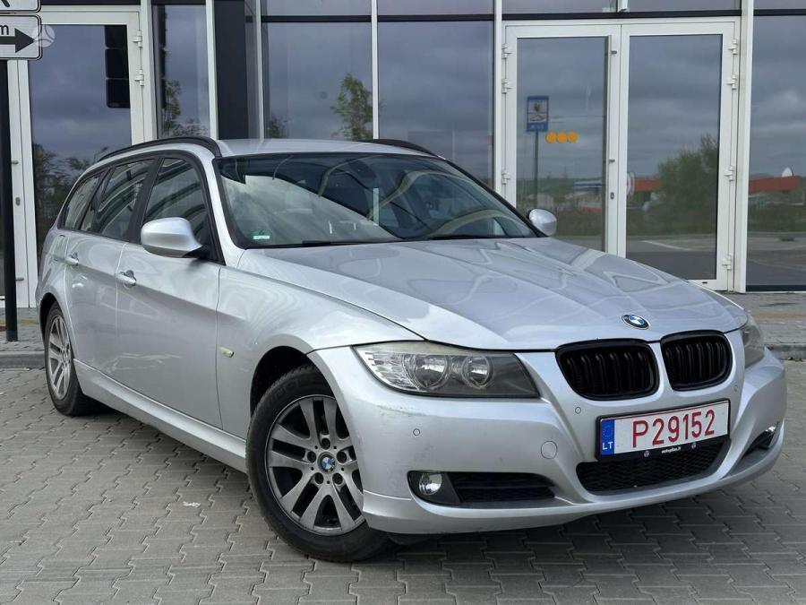 Grey BMW 320 2010 in Vilnius, with an engine capacity of 2.00 L and mileage of 282 thousand km for 3900 €, photo 1 on AUTOMOTO.COM.LV