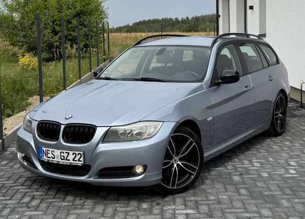 Pelēks BMW 320 2010 Viļņa, ar dzinēja tilpumu 2.00 L un nobraukumu 340 tūkst. km par 4750 €, foto 2 vietnē AUTOMOTO.COM.LV