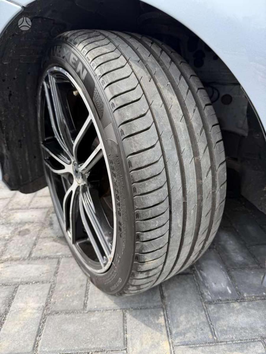 Grey BMW 320 2010 in Vilnius, with an engine capacity of 2.00 L and mileage of 340 thousand km for 4750 €, photo 26 on AUTOMOTO.COM.LV