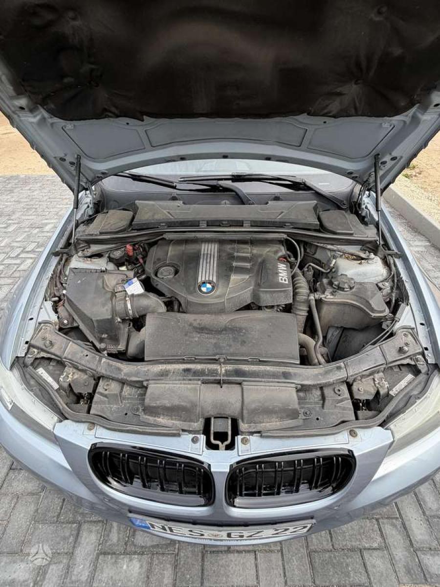 Grey BMW 320 2010 in Vilnius, with an engine capacity of 2.00 L and mileage of 340 thousand km for 4750 €, photo 27 on AUTOMOTO.COM.LV