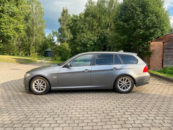 Pelēks BMW 320 2010 Balvi, ar dzinēja tilpumu 2.00 L un nobraukumu 311 tūkst. km par 5200 €, foto 1 vietnē AUTOMOTO.COM.LV