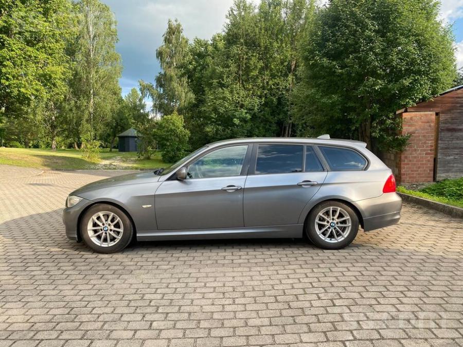 Pelēks BMW 320 2010 Balvi, ar dzinēja tilpumu 2.00 L un nobraukumu 311 tūkst. km par 5200 €, foto 1 vietnē AUTOMOTO.COM.LV