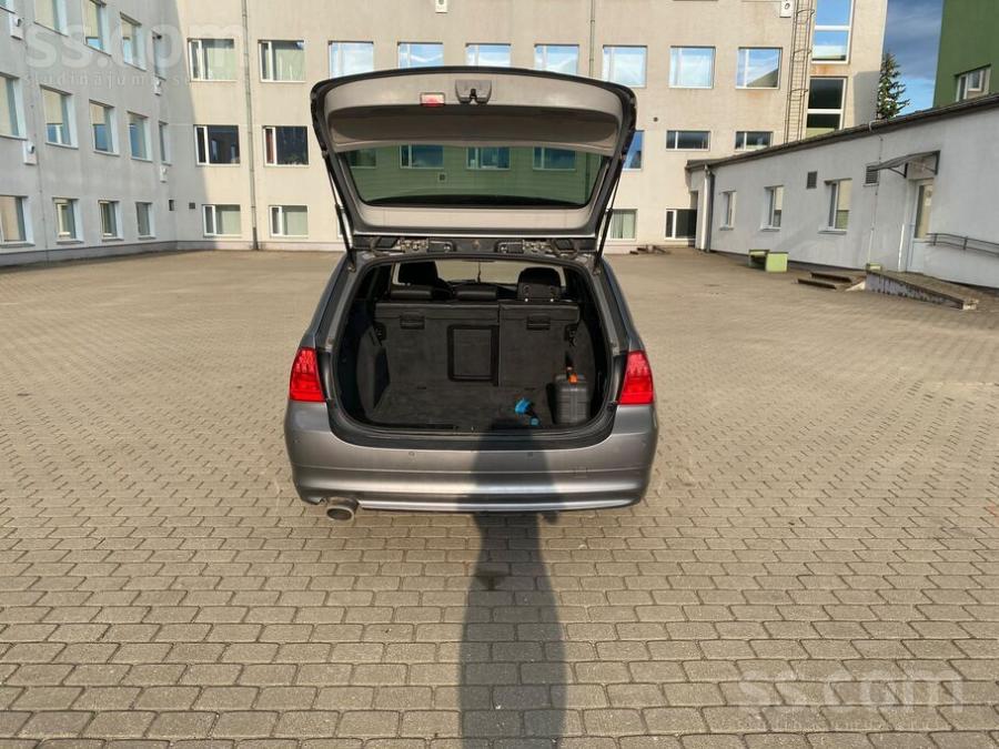 Pelēks BMW 320 2010 Balvi, ar dzinēja tilpumu 2.00 L un nobraukumu 311 tūkst. km par 5200 €, foto 5 vietnē AUTOMOTO.COM.LV