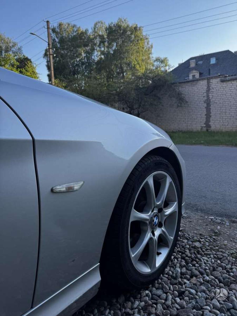Pelēks BMW 320 2010 Kauņa, ar dzinēja tilpumu 2.00 L un nobraukumu 299 tūkst. km par 3499 €, foto 5 vietnē AUTOMOTO.COM.LV