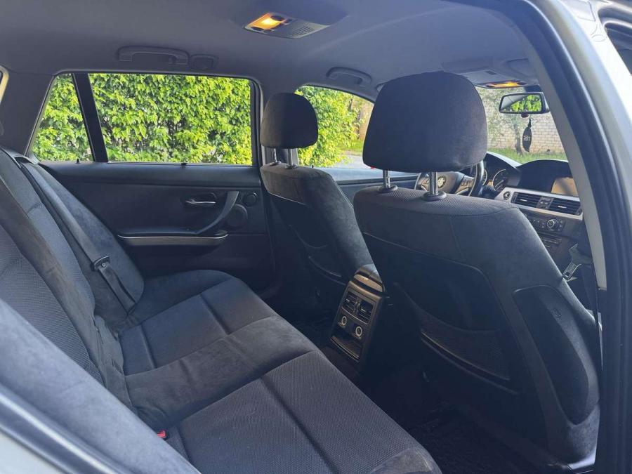 Pelēks BMW 320 2010 Kauņa, ar dzinēja tilpumu 2.00 L un nobraukumu 299 tūkst. km par 3499 €, foto 11 vietnē AUTOMOTO.COM.LV