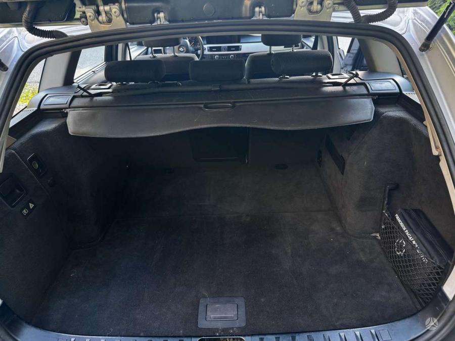 Pelēks BMW 320 2010 Kauņa, ar dzinēja tilpumu 2.00 L un nobraukumu 299 tūkst. km par 3499 €, foto 12 vietnē AUTOMOTO.COM.LV