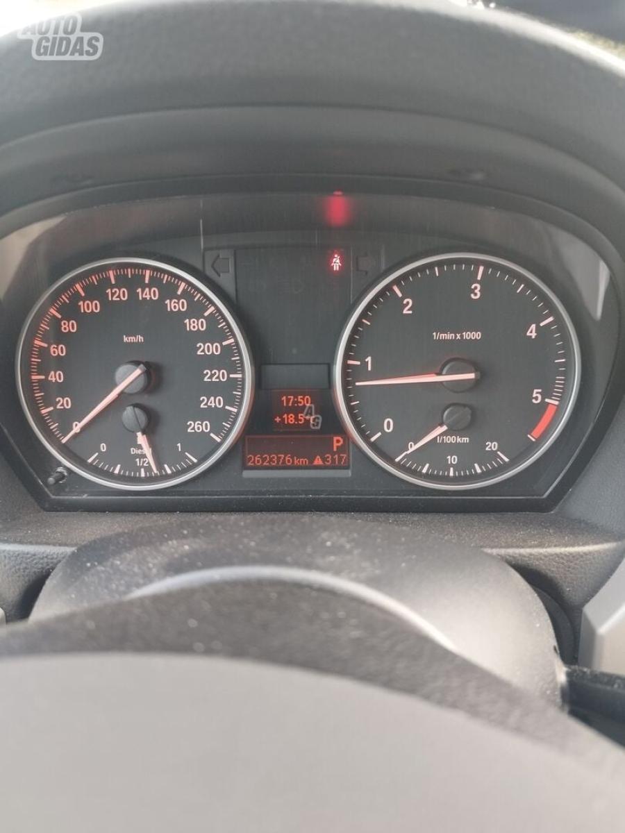 Grey BMW 320 2010 in Druskininkai, with an engine capacity of 2.00 L and mileage of 262 thousand km for 4150 €, photo 13 on AUTOMOTO.COM.LV