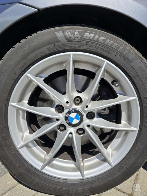 Pelēks BMW 320 2010 Kauņa, ar dzinēja tilpumu 2.00 L un nobraukumu 368 tūkst. km par 3300 €, foto 8 vietnē AUTOMOTO.COM.LV