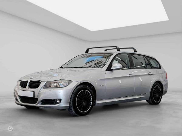Grey BMW 320 2010 in Kaunas, with an engine capacity of 2.00 L and mileage of 299 thousand km for 5990 €, photo 1 on AUTOMOTO.COM.LV