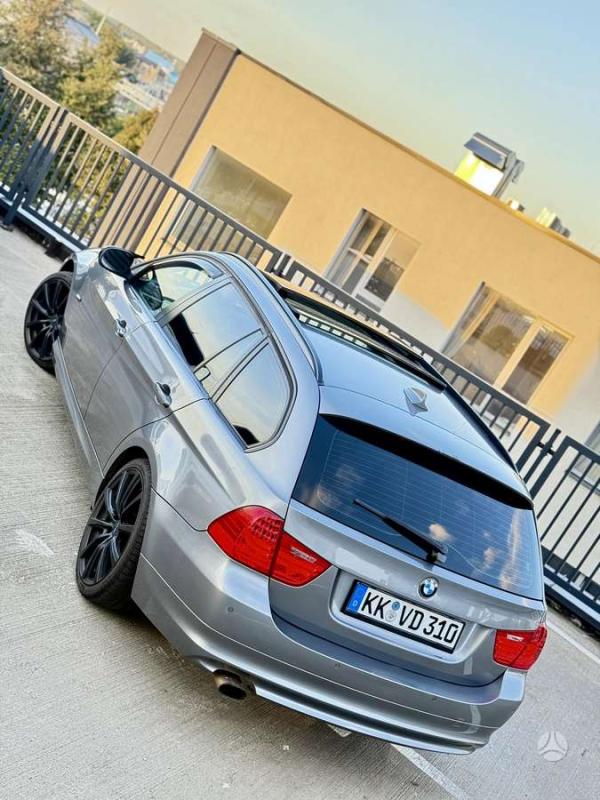 Pelēks BMW 320 2010 Viļņa, ar dzinēja tilpumu 2.00 L un nobraukumu 307 tūkst. km par 4444 €, foto 11 vietnē AUTOMOTO.COM.LV