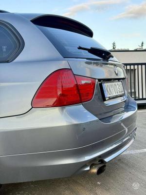Pelēks BMW 320 2010 Viļņa, ar dzinēja tilpumu 2.00 L un nobraukumu 307 tūkst. km par 4444 €, foto 12 vietnē AUTOMOTO.COM.LV