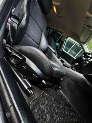 Grey BMW 320 2010 in Kaisiadorys, with an engine capacity of 2.00 L and mileage of 328 thousand km for 4150 €, photo 38 on AUTOMOTO.COM.LV