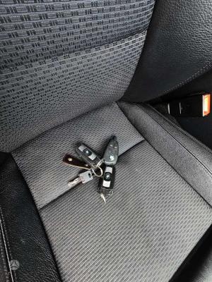 Grey BMW 320 2010 in Kaisiadorys, with an engine capacity of 2.00 L and mileage of 328 thousand km for 4150 €, photo 43 on AUTOMOTO.COM.LV