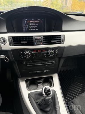 Pelēks BMW 320 2010 Daugavpils, ar dzinēja tilpumu 2.00 L un nobraukumu 365 tūkst. km par 3450 €, foto 9 vietnē AUTOMOTO.COM.LV