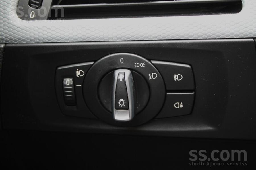 Pelēks BMW 320 2010 Ogre, ar dzinēja tilpumu 2.00 L un nobraukumu 259 tūkst. km par 5490 €, foto 17 vietnē AUTOMOTO.COM.LV
