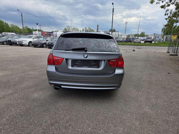 Pelēks BMW 320 2010 Marijampole, ar dzinēja tilpumu 2.00 L un nobraukumu 223 tūkst. km par 3999 €, foto 6 vietnē AUTOMOTO.COM.LV