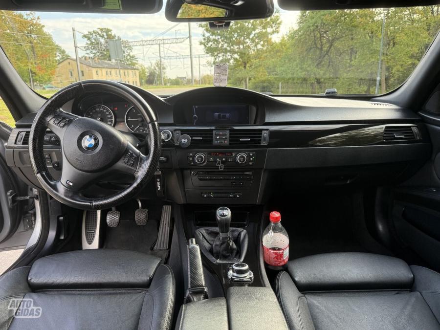 Pelēks BMW 320 2010 Viļņa, ar dzinēja tilpumu 2.00 L un nobraukumu 370 tūkst. km par 6200 €, foto 13 vietnē AUTOMOTO.COM.LV