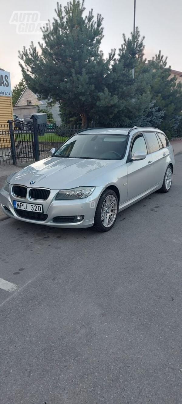 Pelēks BMW 320 2010 Kretinga, ar dzinēja tilpumu 2.00 L un nobraukumu 330 tūkst. km par 3750 €, foto 1 vietnē AUTOMOTO.COM.LV