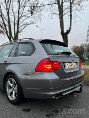 Pelēks BMW 320 2010 Rīga, ar dzinēja tilpumu 2.20 L un nobraukumu 377 tūkst. km par 4200 €, foto 9 vietnē AUTOMOTO.COM.LV