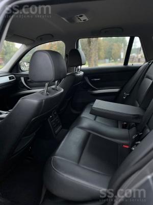 Pelēks BMW 320 2010 Rīga, ar dzinēja tilpumu 2.20 L un nobraukumu 377 tūkst. km par 4200 €, foto 14 vietnē AUTOMOTO.COM.LV