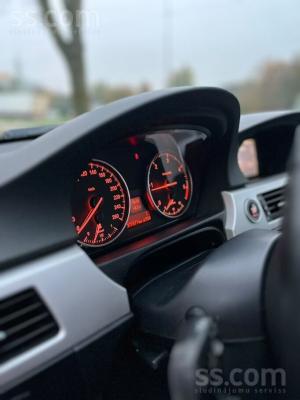 Pelēks BMW 320 2010 Rīga, ar dzinēja tilpumu 2.20 L un nobraukumu 377 tūkst. km par 4200 €, foto 19 vietnē AUTOMOTO.COM.LV