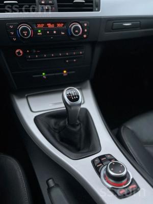 Pelēks BMW 320 2010 Rīga, ar dzinēja tilpumu 2.20 L un nobraukumu 377 tūkst. km par 4200 €, foto 22 vietnē AUTOMOTO.COM.LV