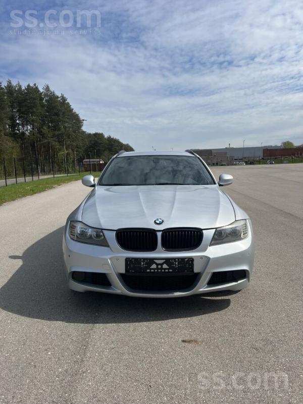 Grey BMW 320 2011 in Valmiera, with an engine capacity of 2.00 L and mileage of 280 thousand km for 4000 €, photo 1 on AUTOMOTO.COM.LV