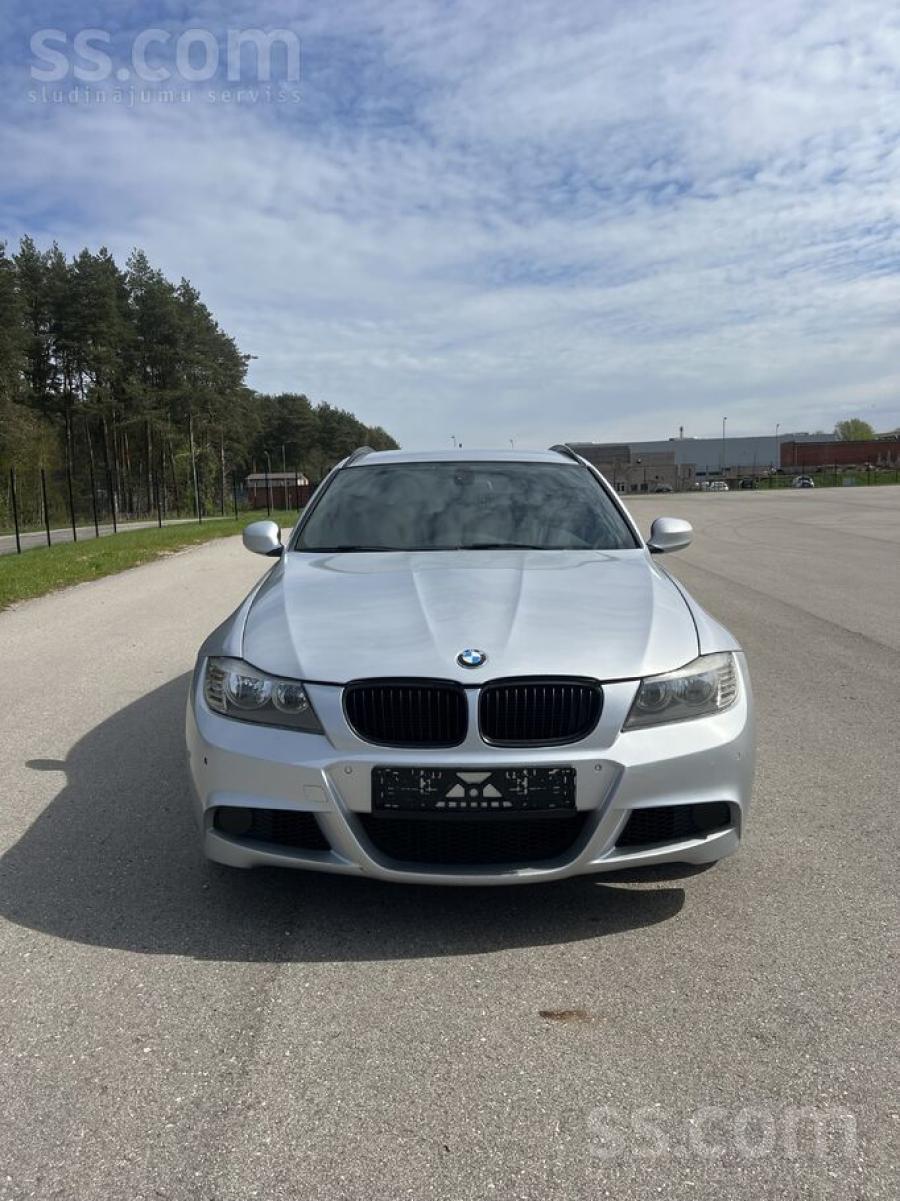 Grey BMW 320 2011 in Valmiera, with an engine capacity of 2.00 L and mileage of 280 thousand km for 4000 €, photo 1 on AUTOMOTO.COM.LV