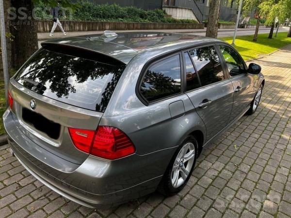Grey BMW 320 2011 in Riga, with an engine capacity of 2.00 L and mileage of 236 thousand km for 11500 €, photo 5 on AUTOMOTO.COM.LV